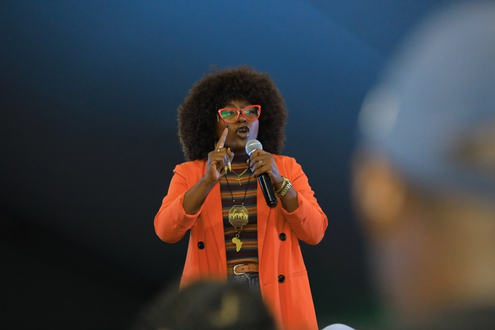 PICTORIAL: Comedian Anne Kansiime thrills Kigali fans, leaves them in ...