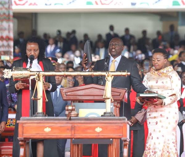 William Ruto sworn in as Kenya's fifth president - UG Standard - Latest ...