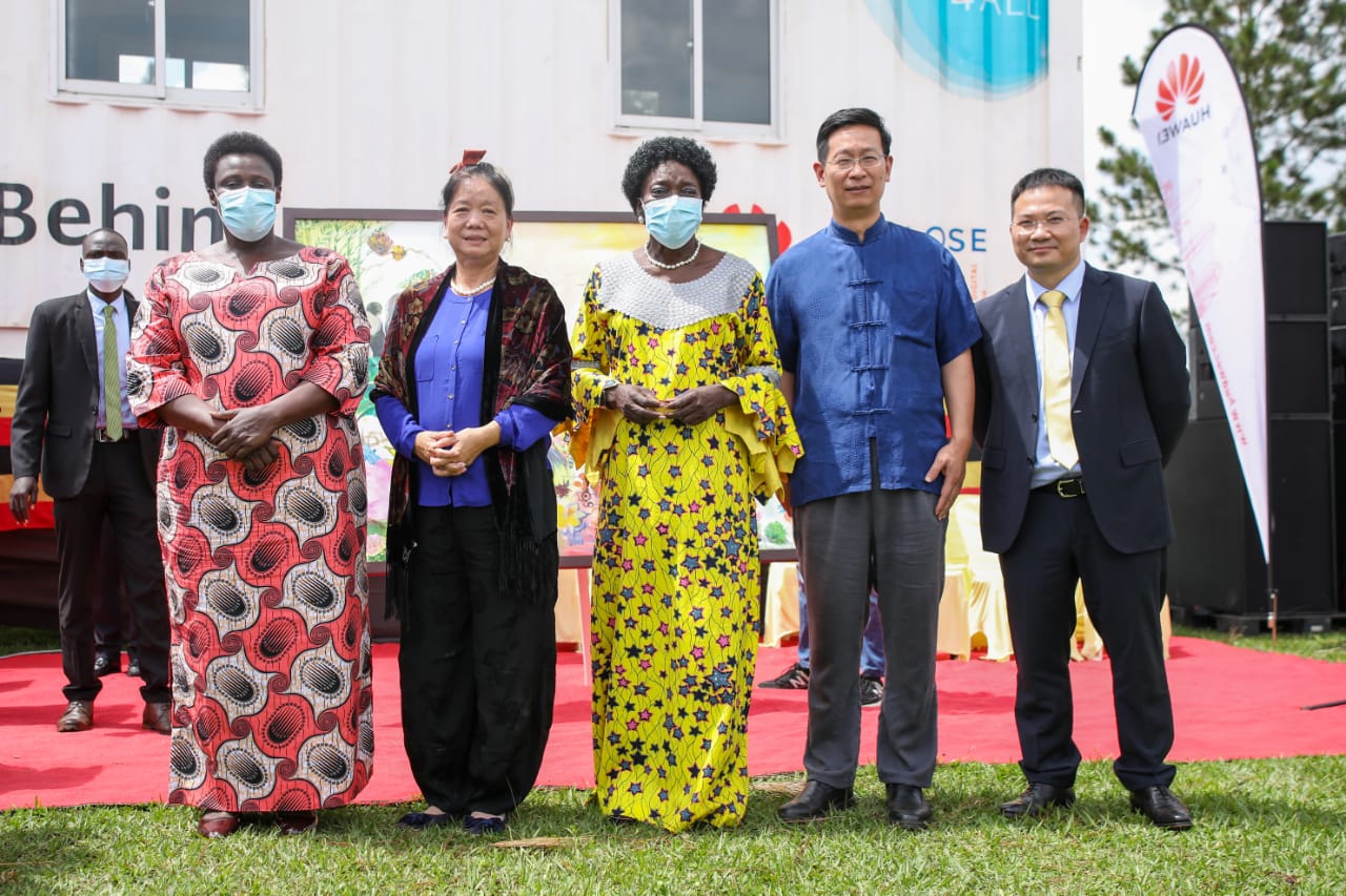 Over 600 students equipped with ICT skills through the Huawei Digitruck Project in Kamuli - UG ...