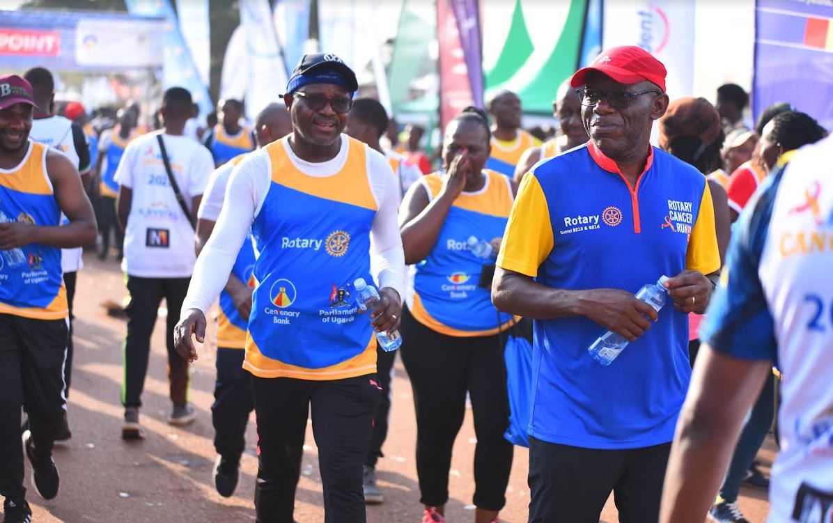 Thousands show up for the 12th Rotary Cancer Run Edition