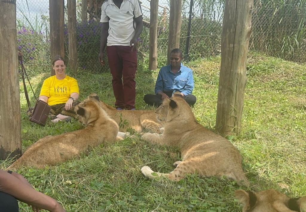 American Reality Show Star, Shadina Blunt receives Rebirth from Uganda ...