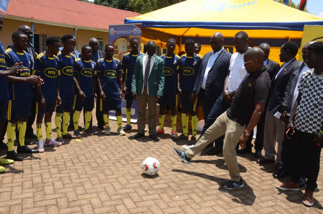 MTN Uganda contributes 247 million towards Bunyoro Kitara Kingdom ...